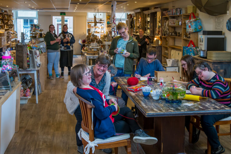 Vlinderbloem, Zorgonderneming De - CKZ | Coöperatie van ondernemers in ...